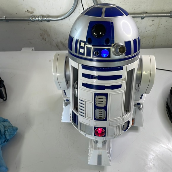 Hasbro | Toys | Hasbro R2d2 Battery Operated Toy | Poshmark